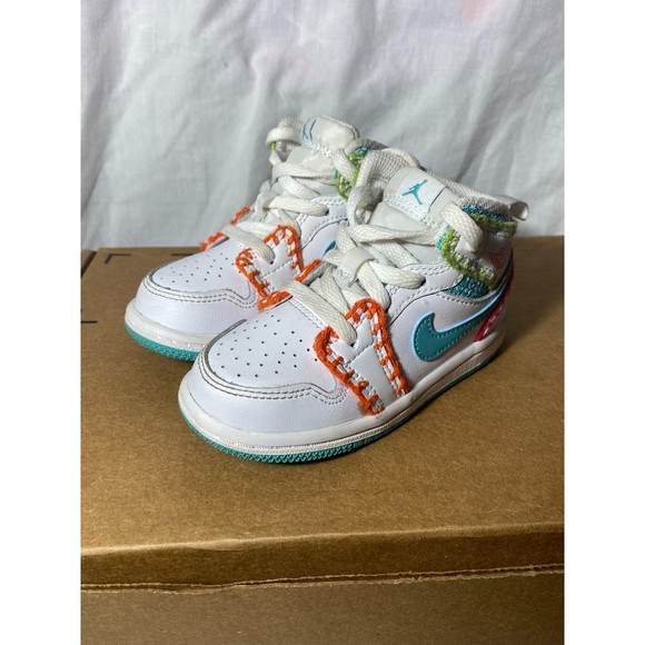 Shoes | Nike Air Jordan 1 Mid Se White Washed Teal Rush Pink Dm622 100 ...